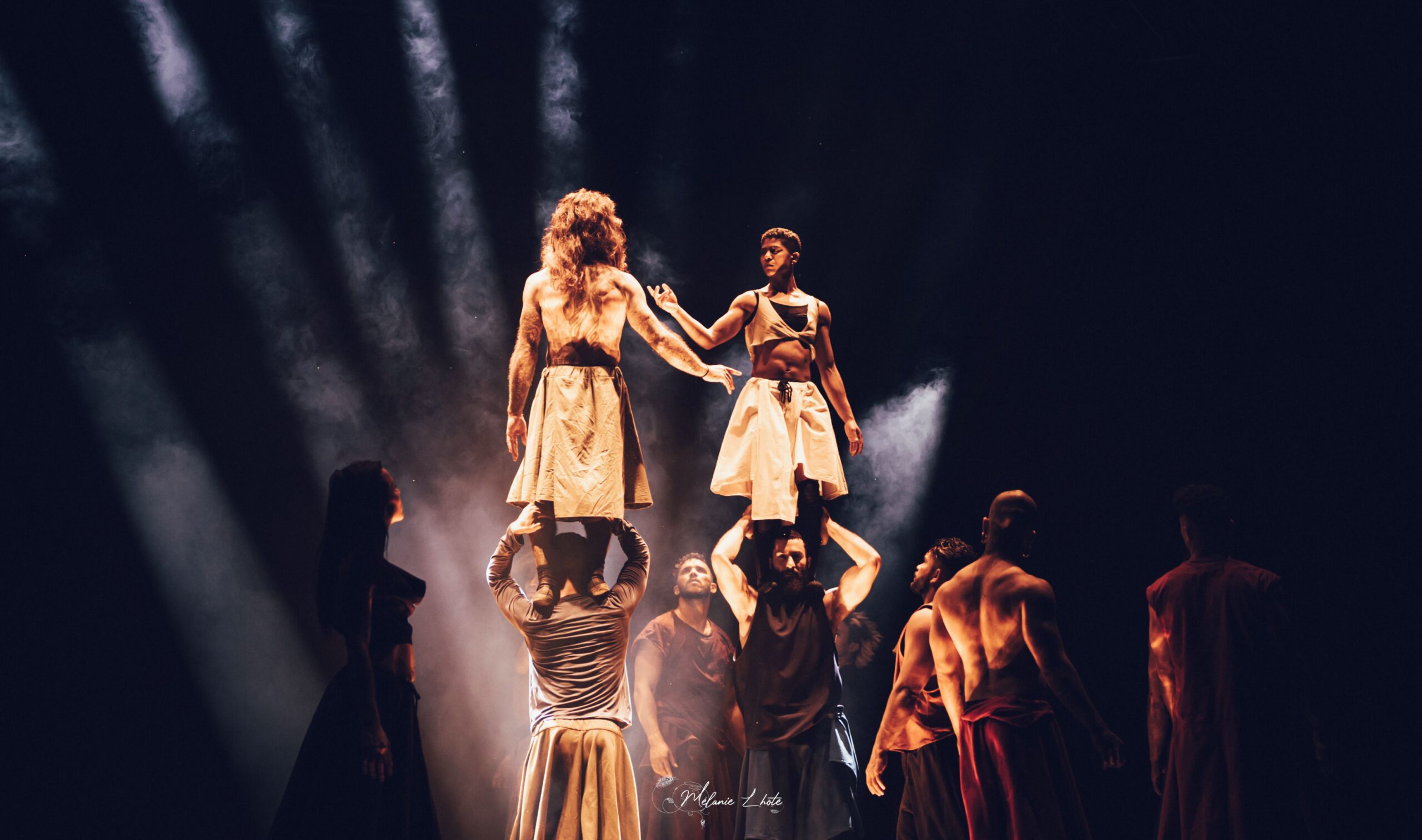 Dansend met de zon: Sol Invictus verlicht Tilburg op Holland Dance Festival