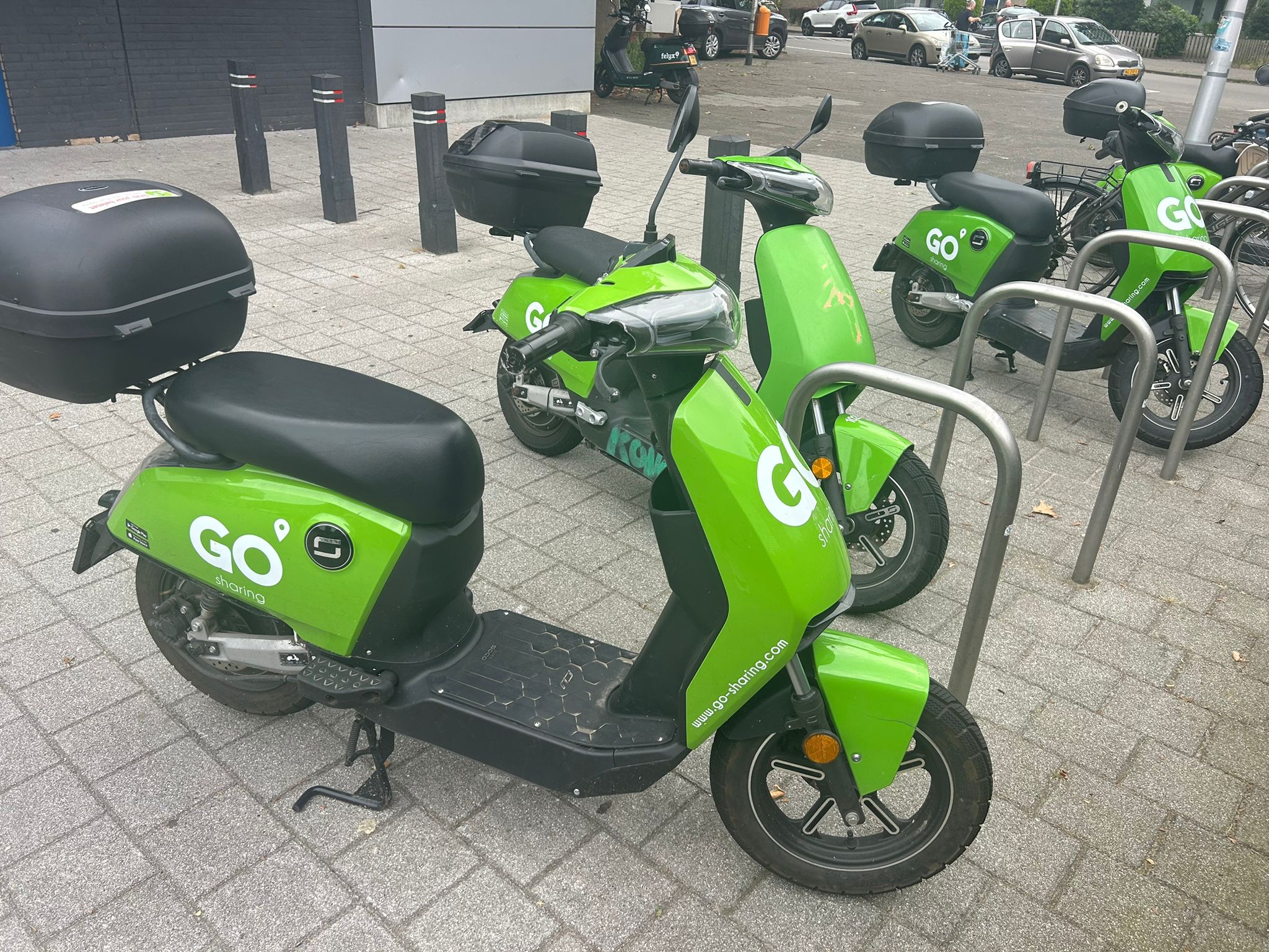 Vanaf vandaag verdwijnen langzaam de deelvoertuigen van GO Sharing