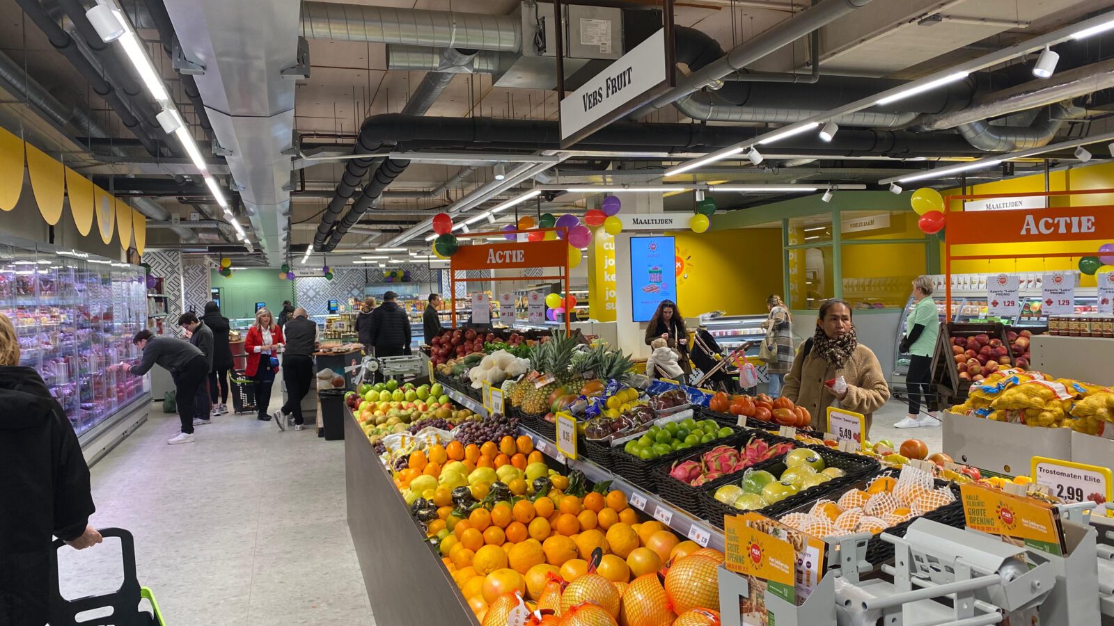 Max Markt is anders dan de rest, een rondje door de winkel
