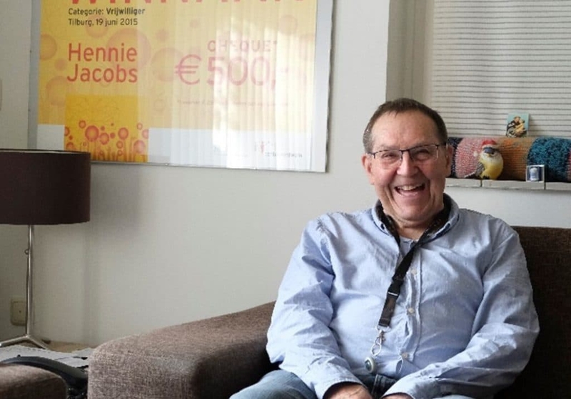 Hennie (80), slachtoffer zinloos geweld, zoekt vrijwilliger voor zijn ...