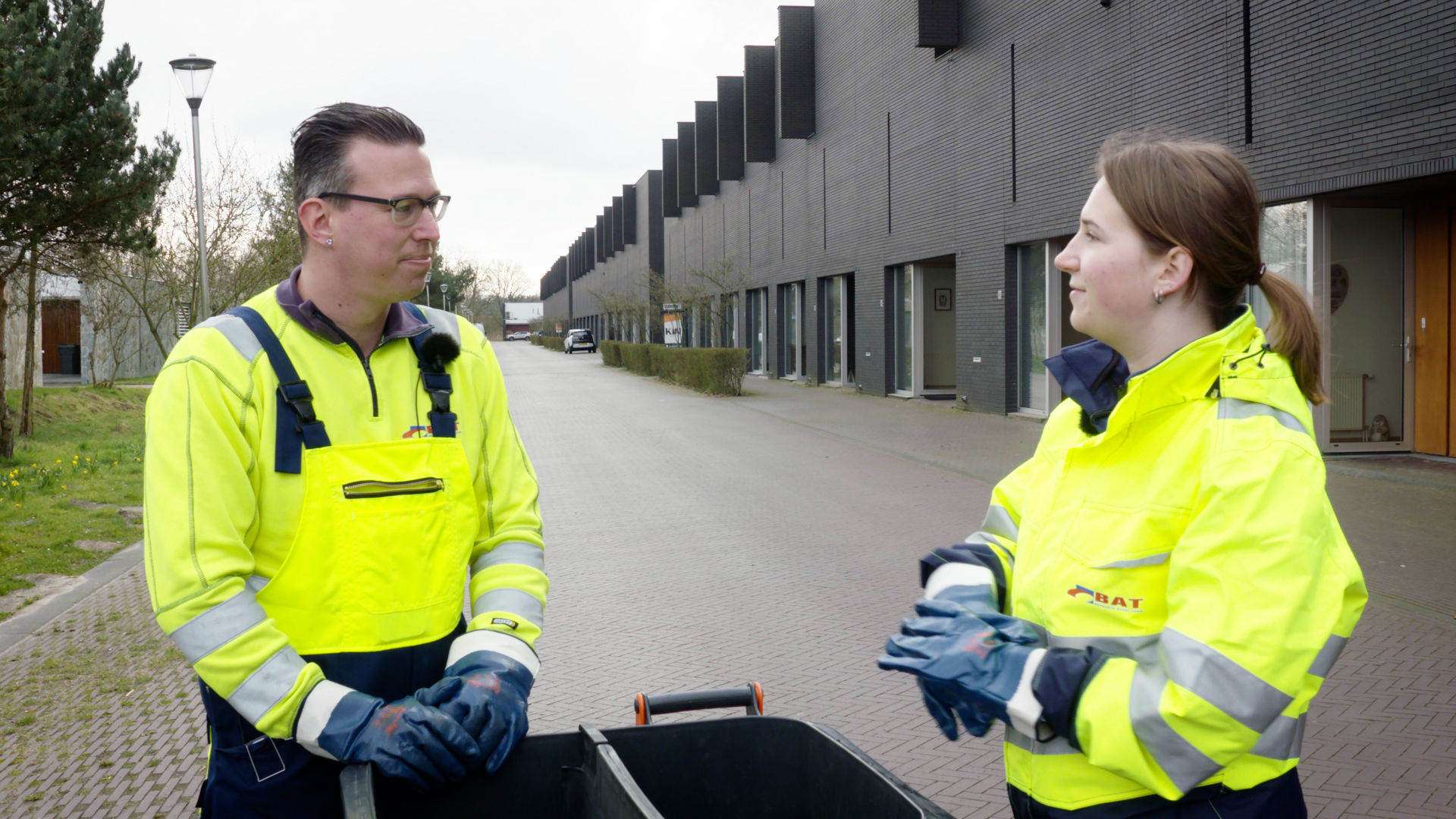 Week van de Afvalhelden: Toine en Milou vertellen over hun werk